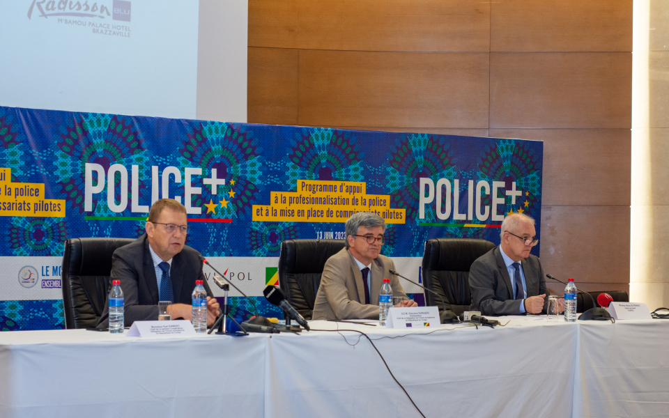 Lancement du Programme POLICE+ Appui à la professionnalisation de la ... Lancement du Programme POLICE+ Appui à la professionnalisation de la ...